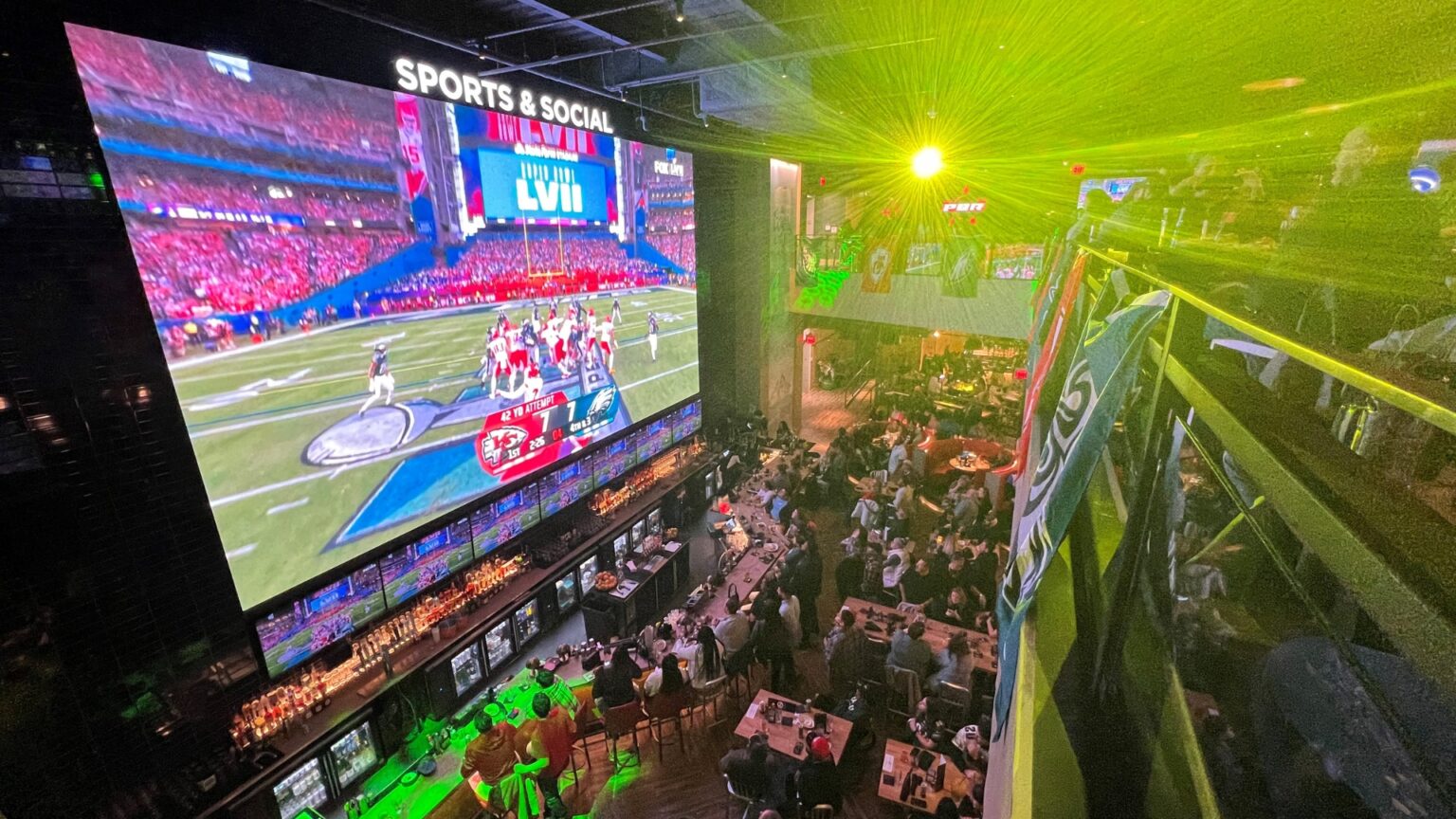 The Ultimate Sports Bar and Game Day Experience - Food, Drink, Sports ...